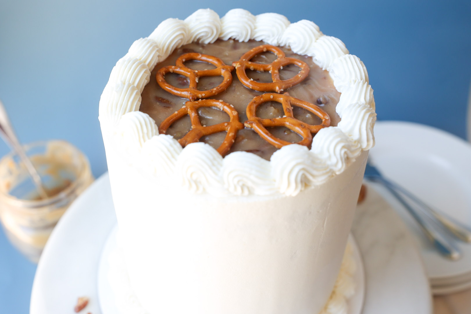 Pretzel Praline Cake - My Blog